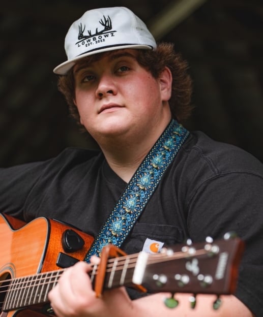 Bayker Blankenship Signs With Lone Star/Santa Anna Records - MusicRow.com