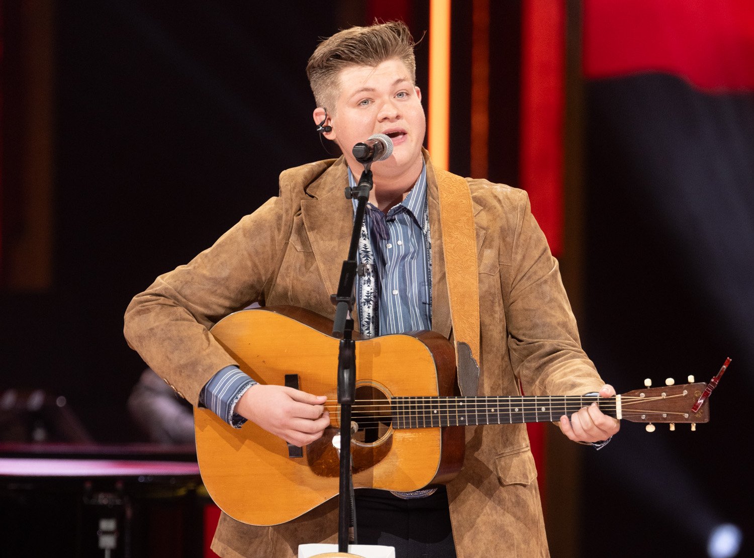 Alex Miller Makes Grand Ole Opry Debut - MusicRow.com