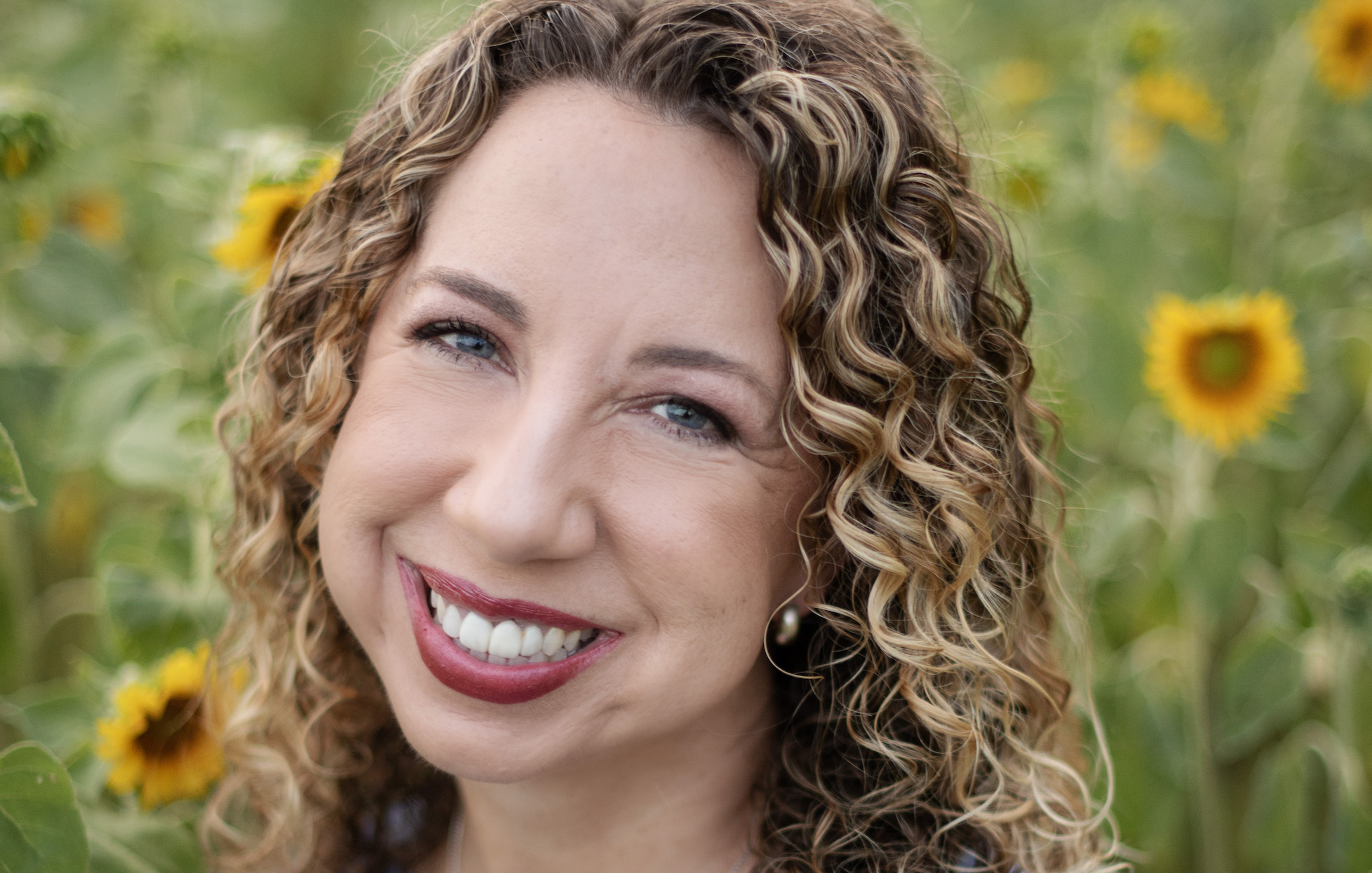 Cindy Watts Joins 'American Songwriter' - MusicRow.com