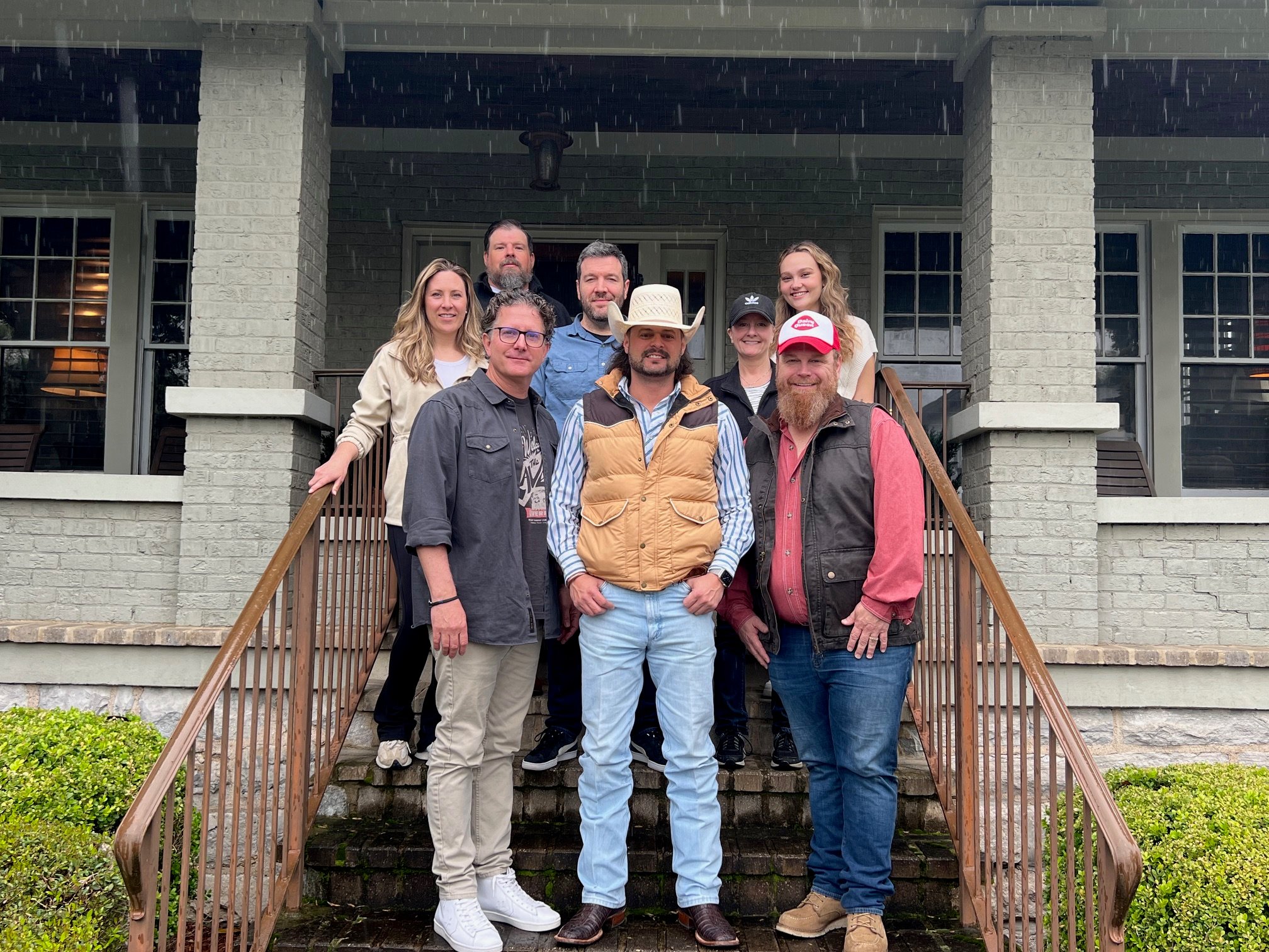 Sea Gayle Music & Bobby Pinson Sign Justin Andrews - MusicRow.com