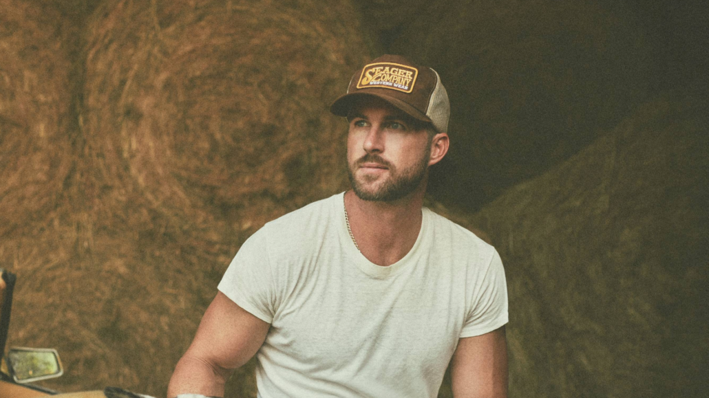 Riley Green Channels 'Smokey & The Bandit' Vibes For New Tour ...