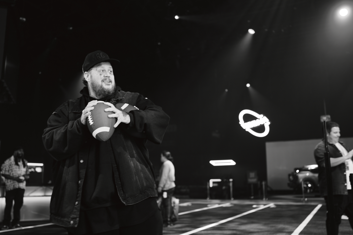 Jelly Roll Slates Homecoming Show, Rocks Out 'Amazon Music Live ...