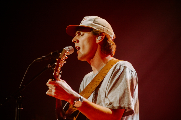 Dylan Gossett Lets His Performing Power Shine At Ryman Auditorium Debut ...