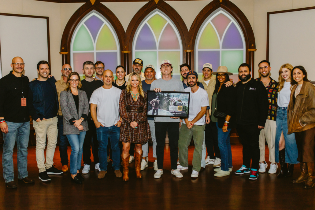 Dylan Gossett Lets His Performing Power Shine At Ryman Auditorium Debut ...