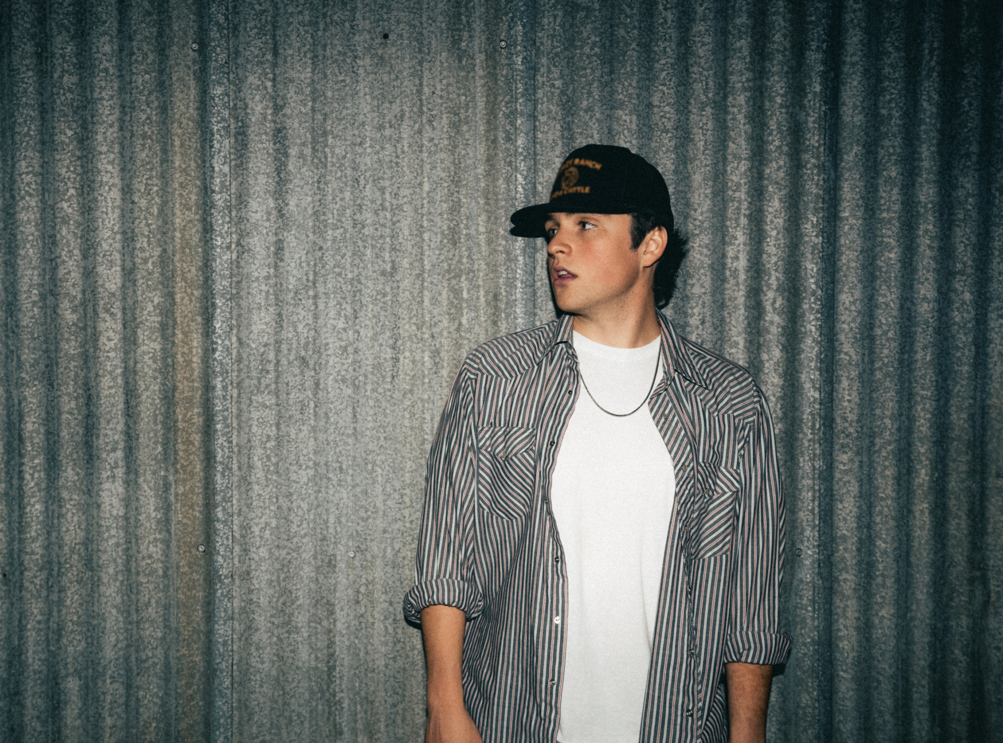 Vincent Mason Sells Out Debut Headline Tour - MusicRow.com