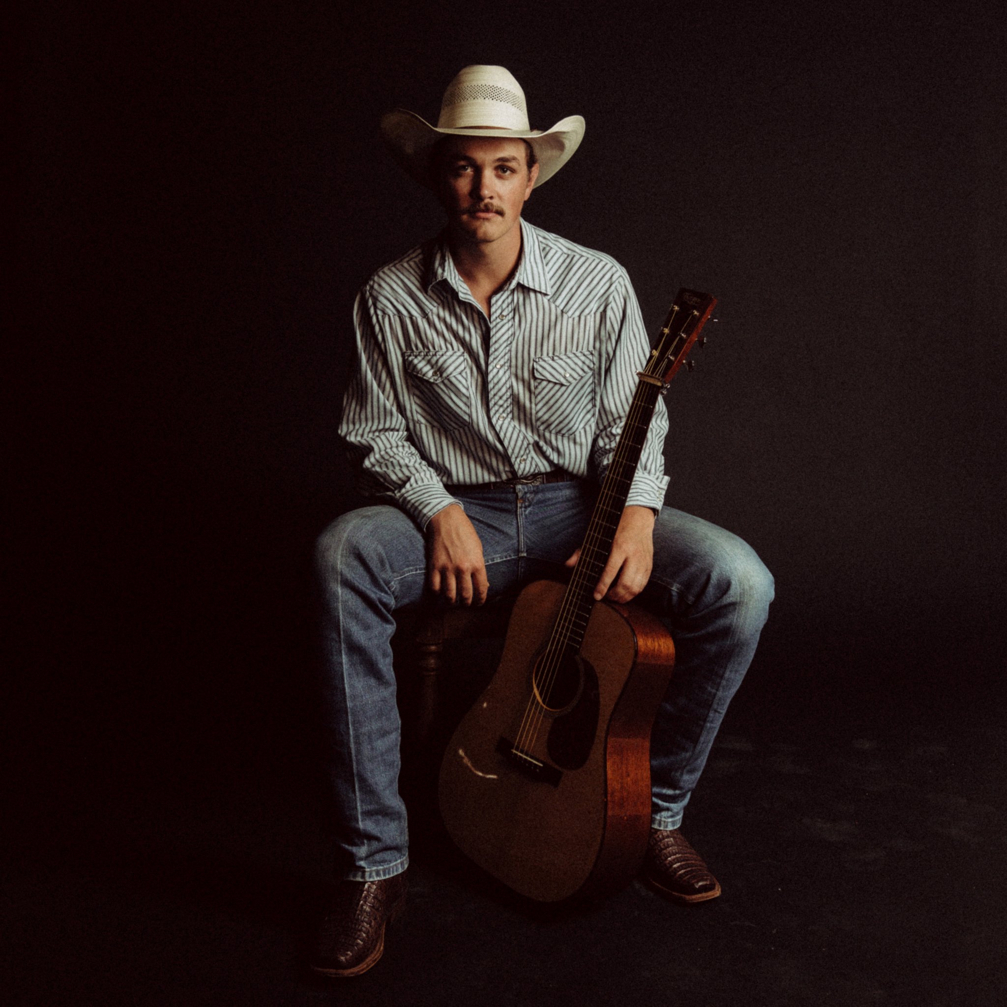 Zach Top Notches First No. 1 On MusicRow Radio Chart - MusicRow.com