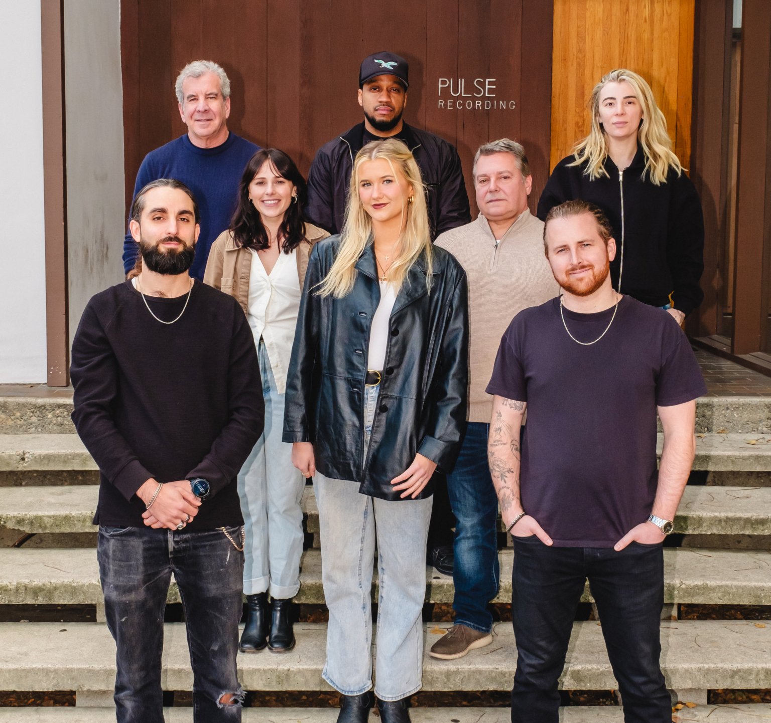 Elizabeth Nichols Signs With Pulse Records - MusicRow.com