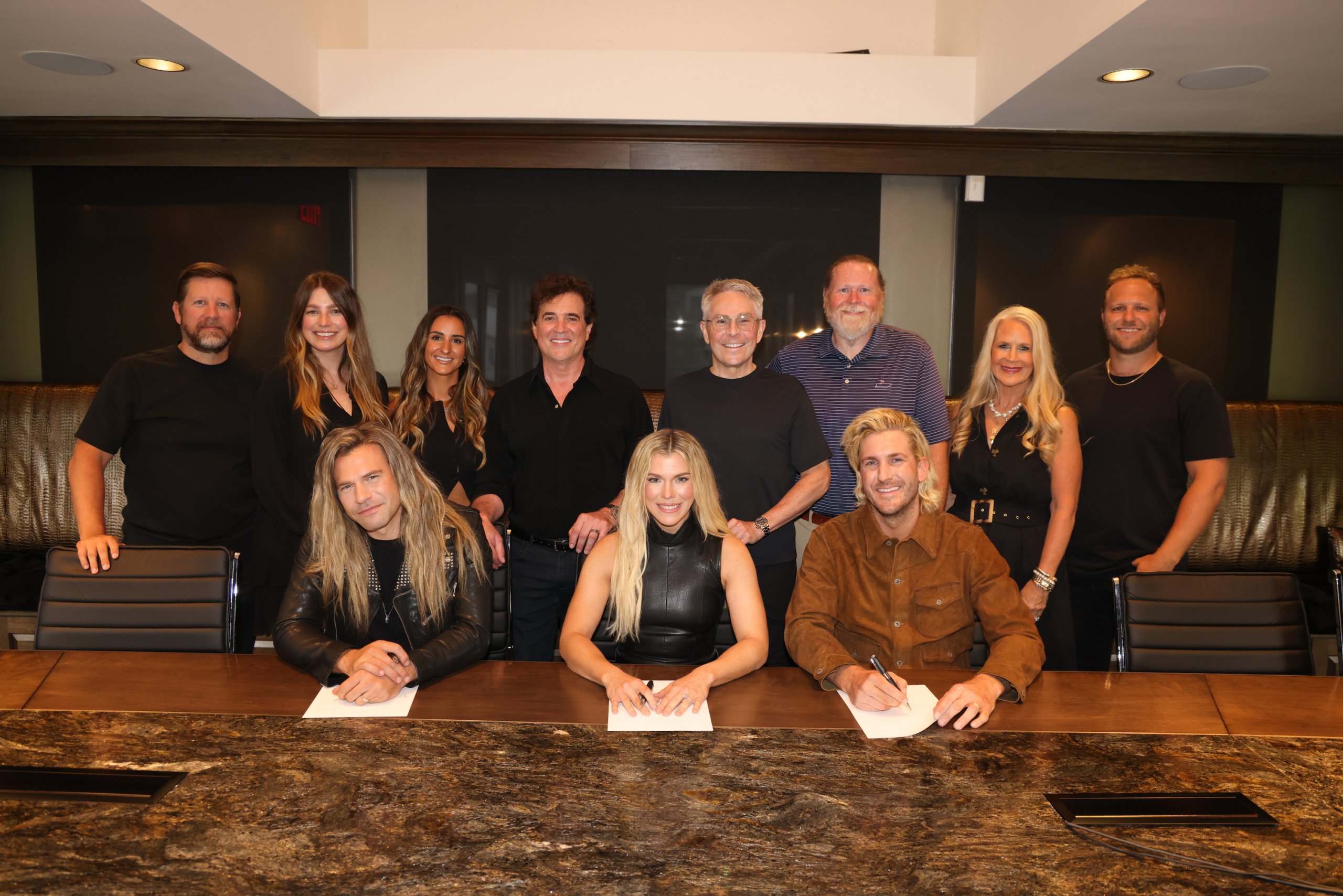 The Band Perry Returns To Nashville Harbor Records & Entertainment ...