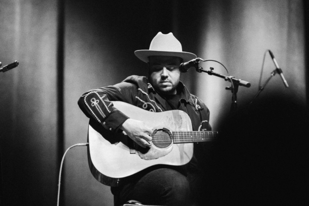 Trey Hensley Inks With Pinecastle Records - MusicRow.com