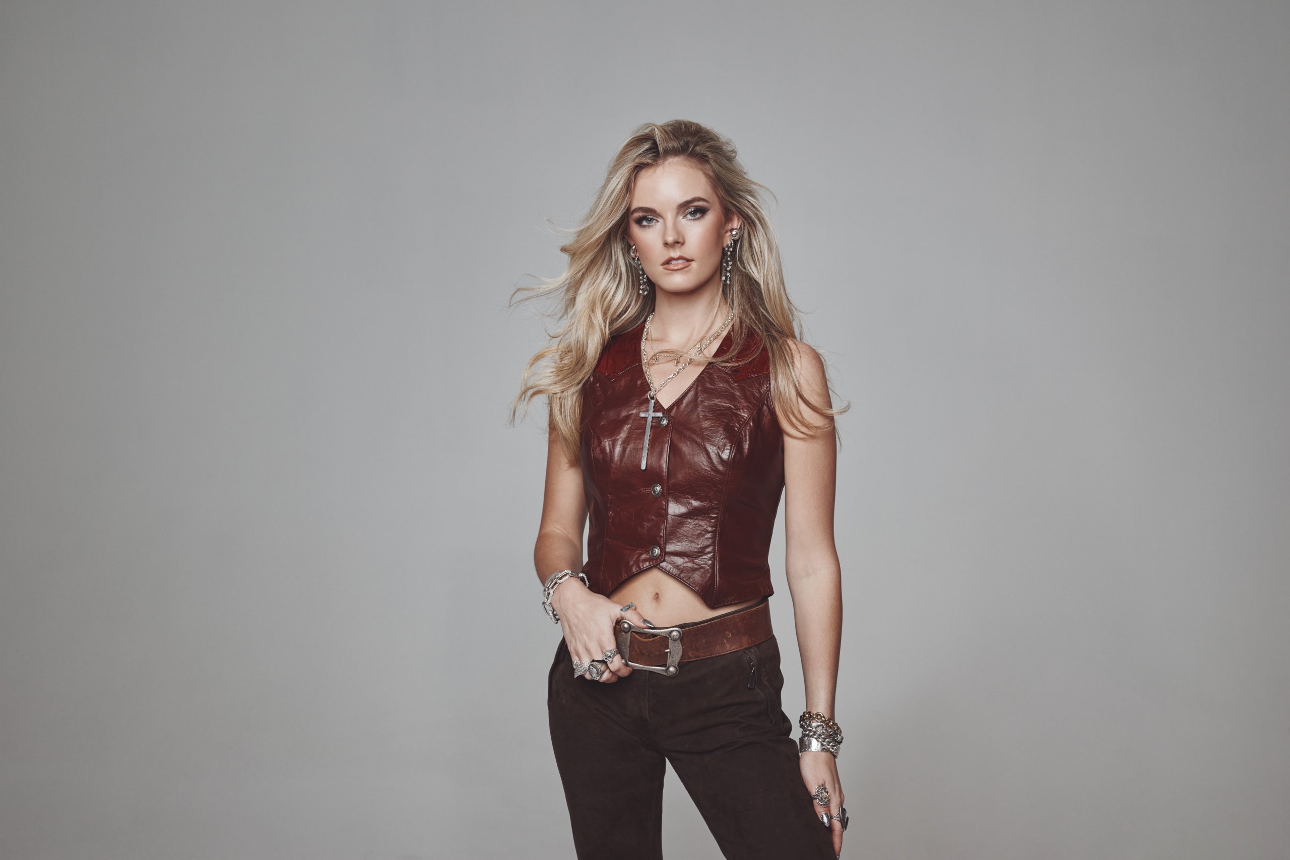 On The Row: Karley Scott Collins Steps Into The Spotlight With Her Debut Album - MusicRow.com