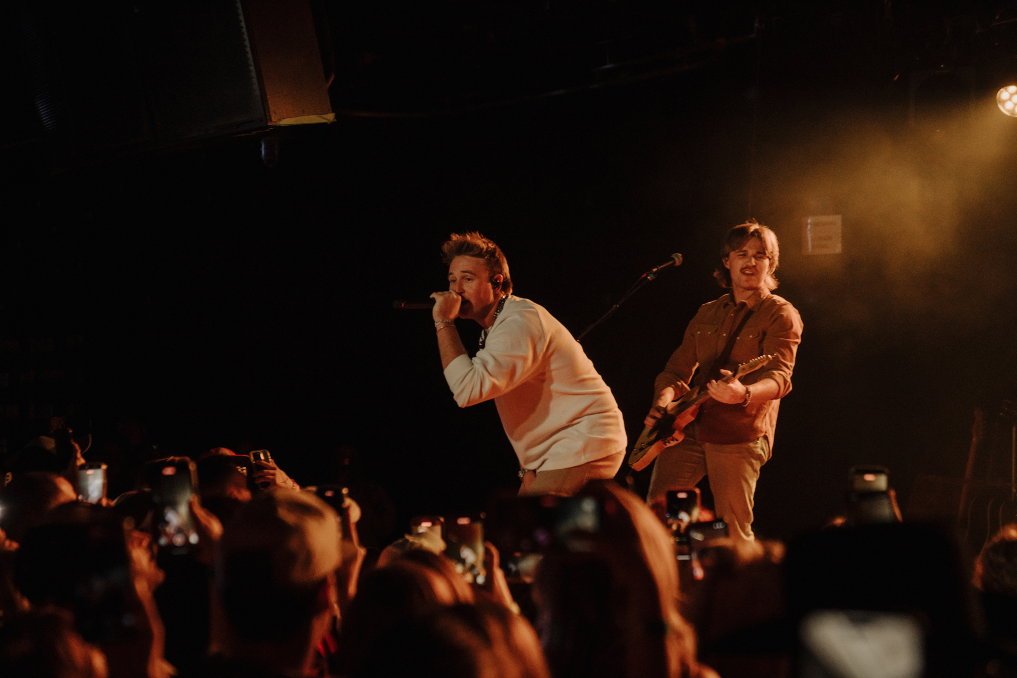 Graham Barham Sells Out Nashville Headline Show At Basement East ...