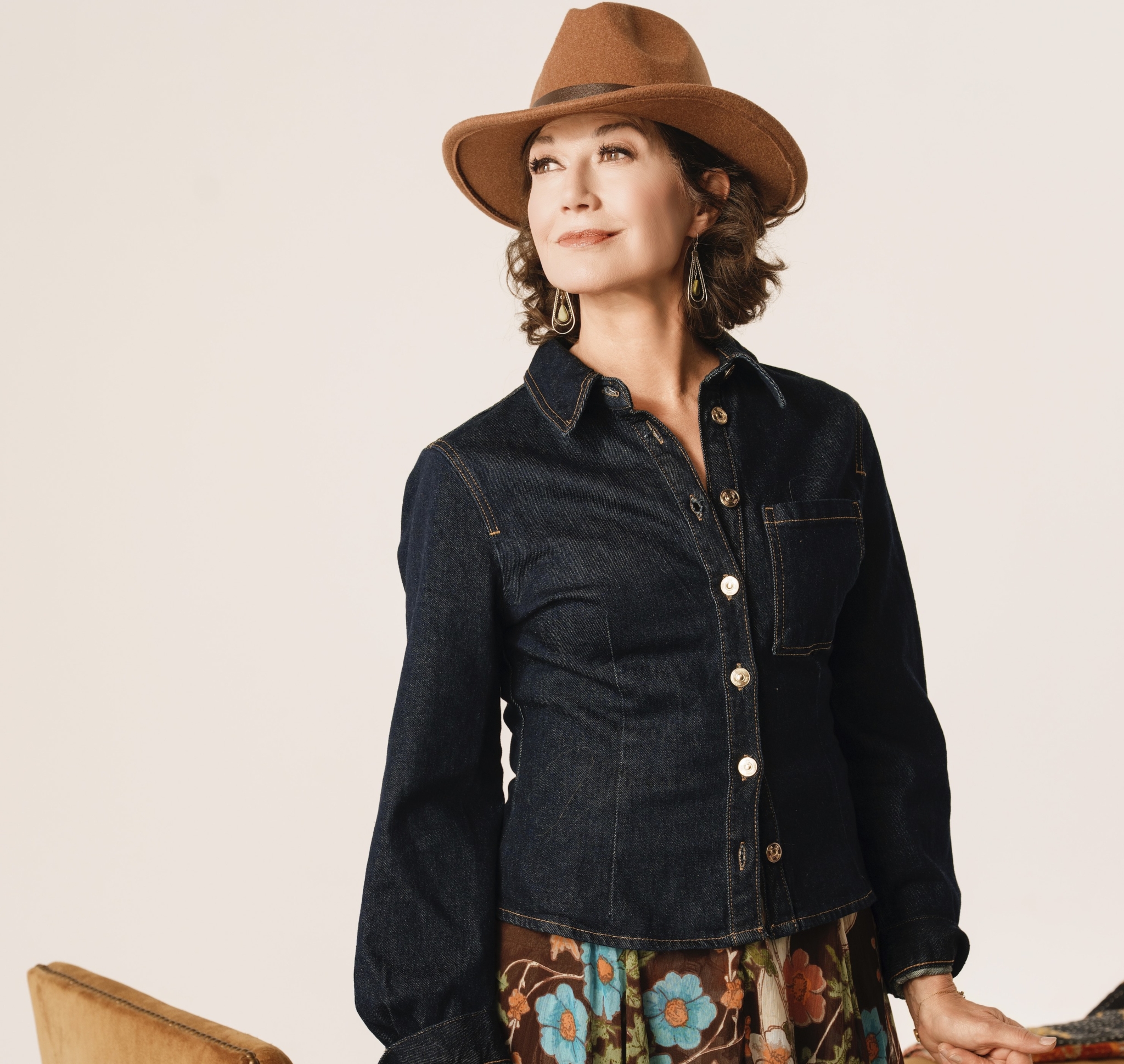 Amy Grant Releases Contemplative New Single 'The 6th of January (Yasgur ...