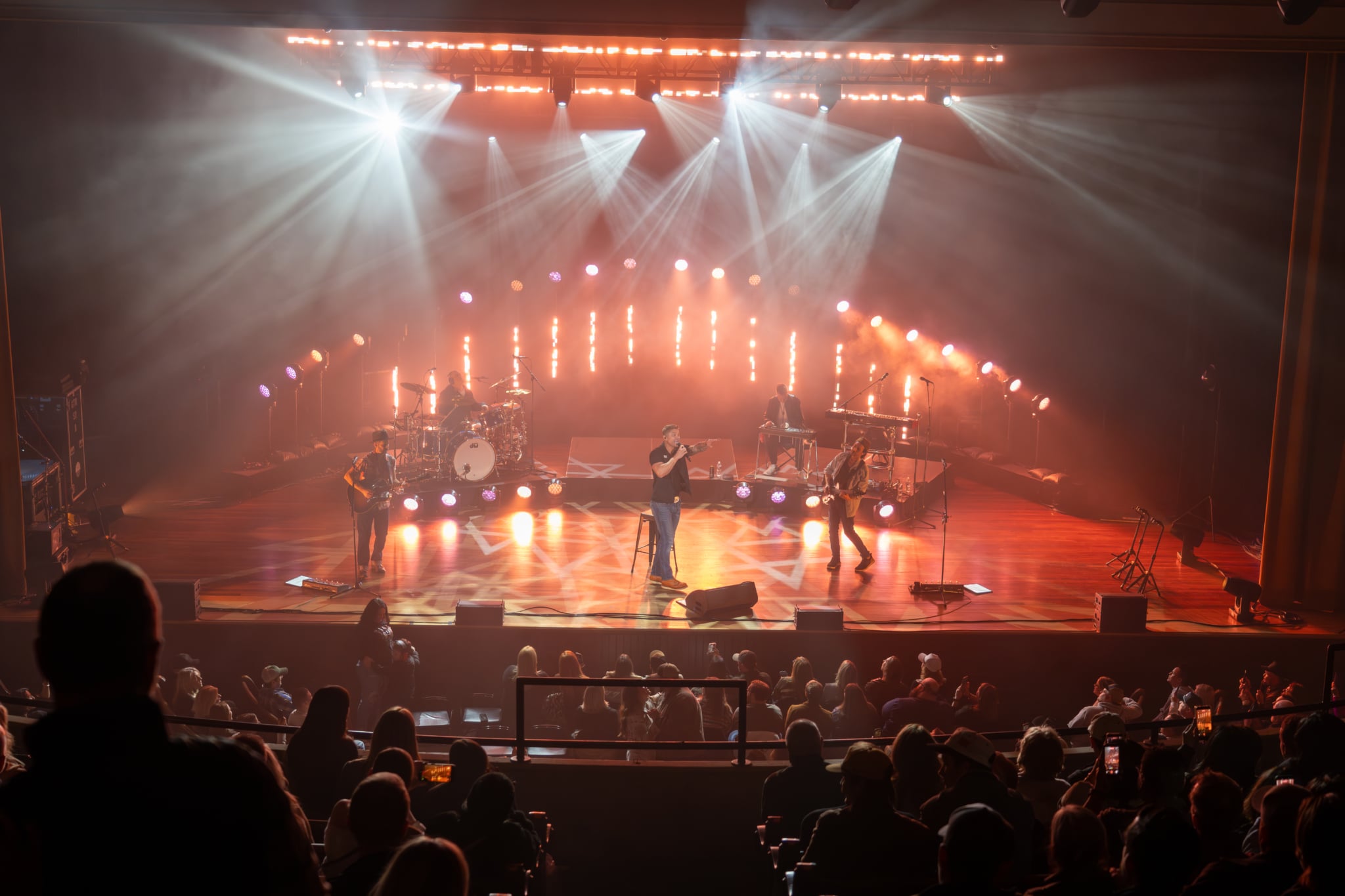 Brett Young Brings Heart & Harmony To The Ryman - MusicRow.com