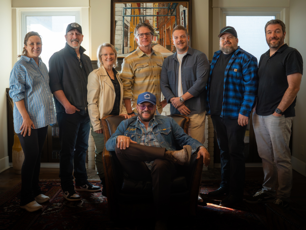 Josh Weathers Inks With Sea Gayle Music - MusicRow.com