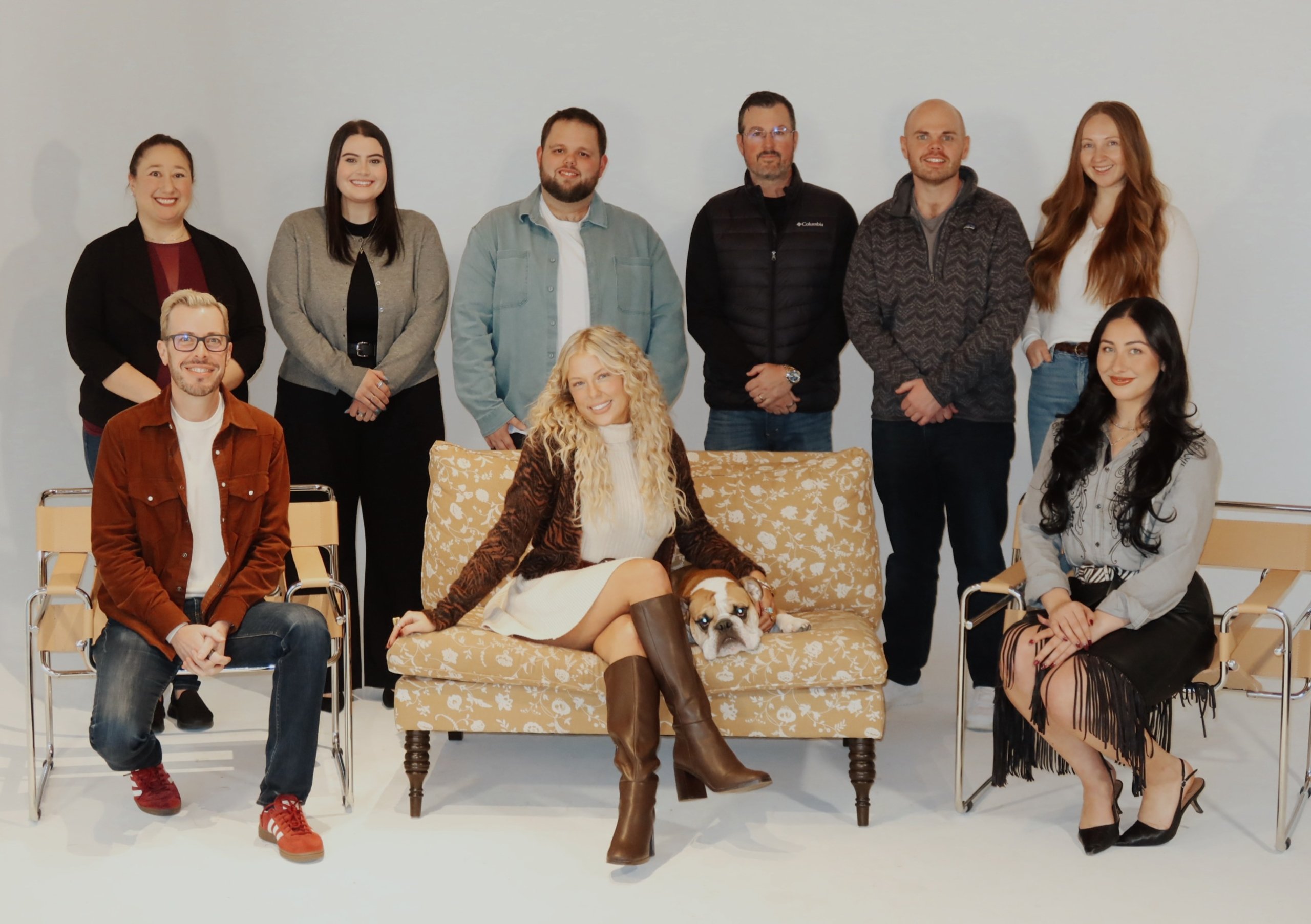 Ashley Anne Signs With One Spark Entertainment - MusicRow.com