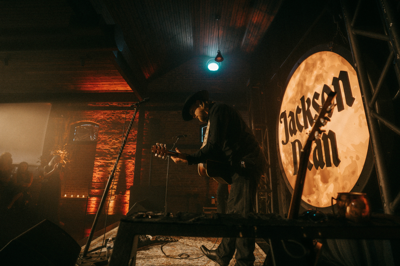 Jackson Dean Hosts 'Magnolia Sage' Album Preview - MusicRow.com